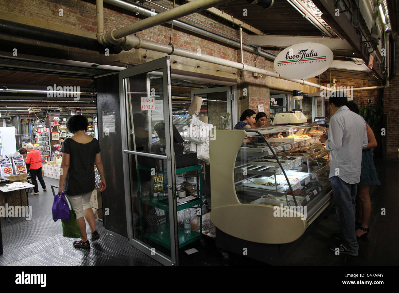 Chelsea market hi-res stock photography and images - Alamy