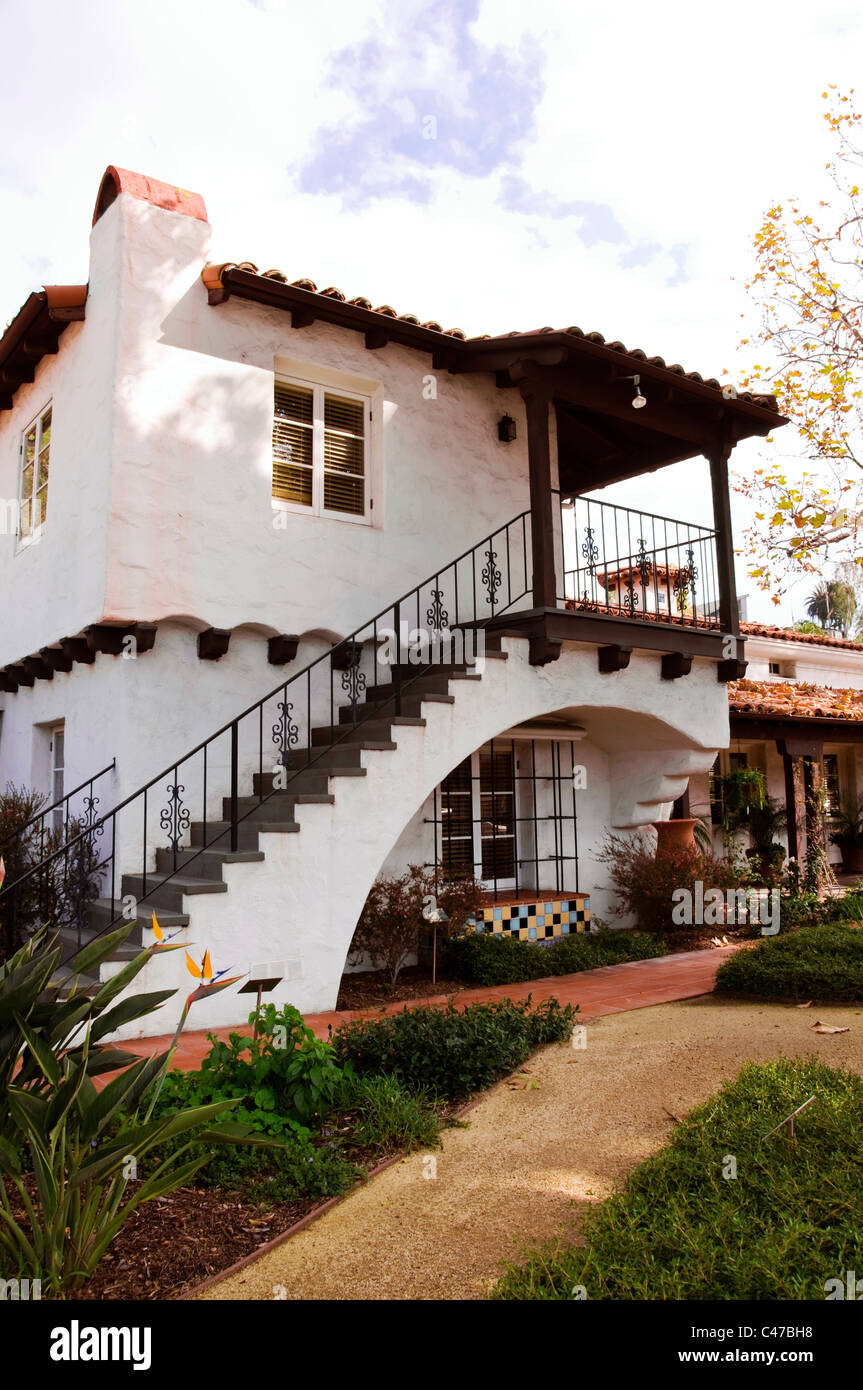 Spanish style house hi-res stock photography and images - Alamy
