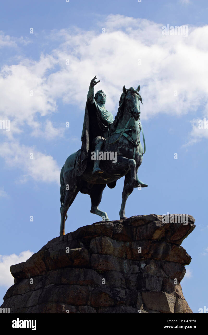 The Bronze Horse Statue with King George III at Snow Hill Windsor Great ...