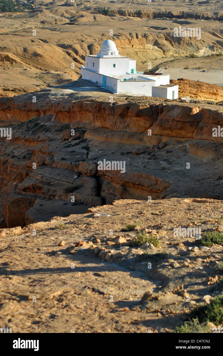 Tomb of marabout hi-res stock photography and images - Alamy