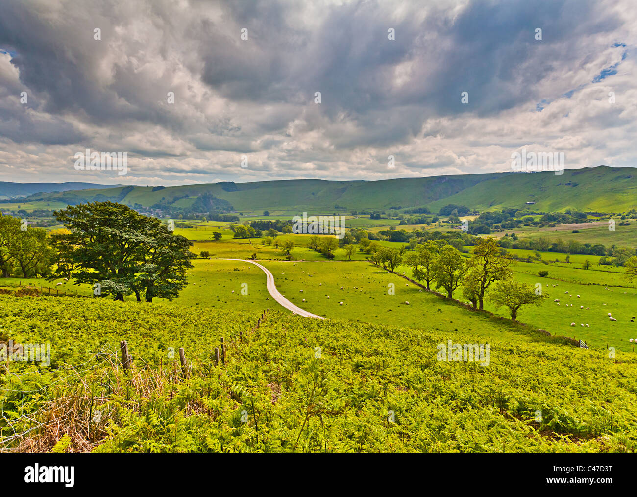 A castleton view hi-res stock photography and images - Alamy