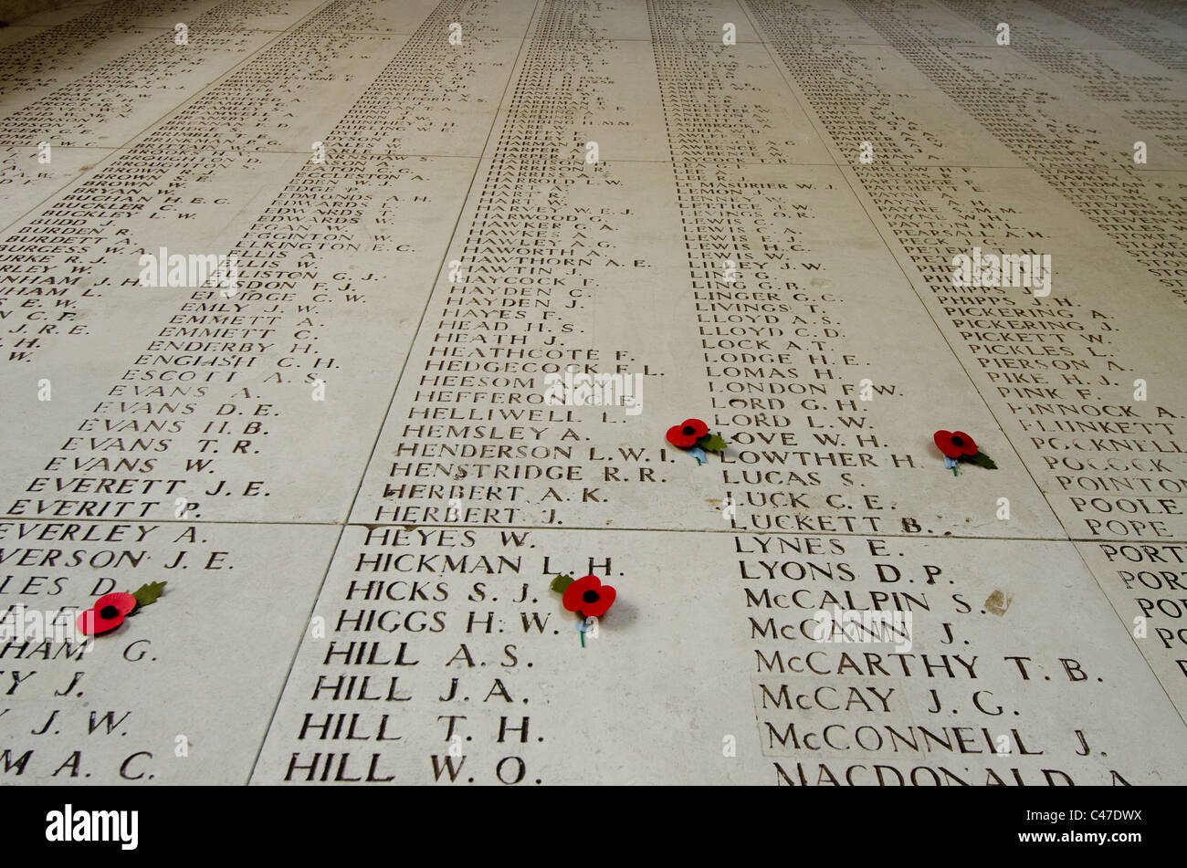 Names of Commonwealth soldiers missing from the First World War ...