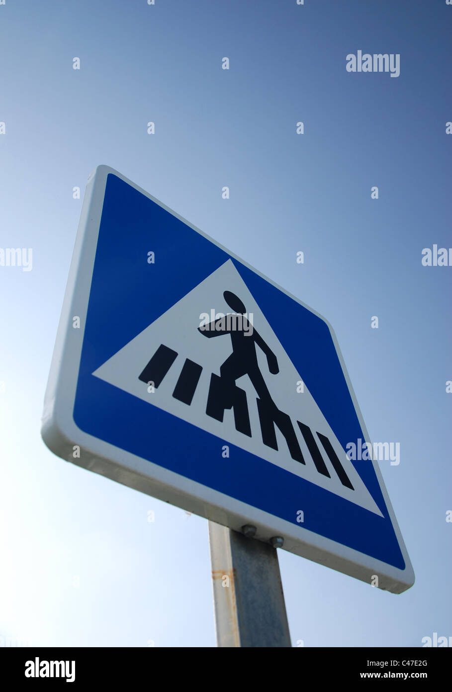 Spain crossing sign hi-res stock photography and images - Alamy