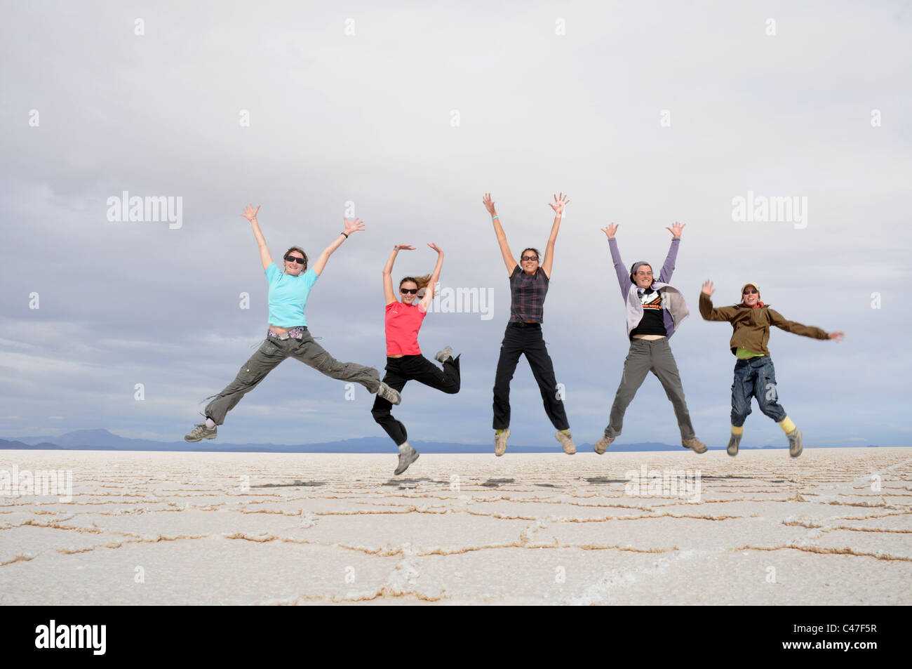 Women high jump hi-res stock photography and images - Alamy