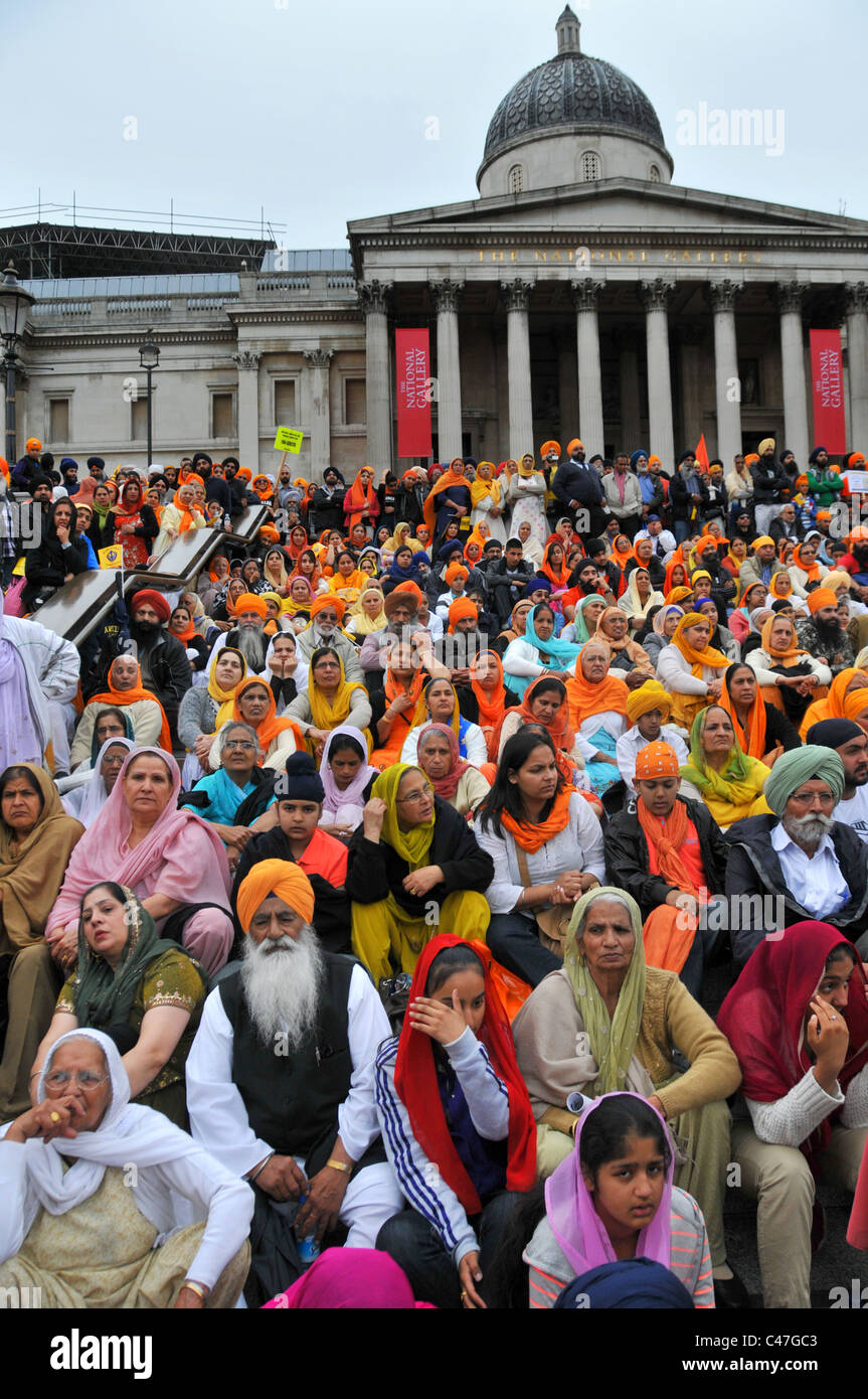 1984 golden temple massacre hi-res stock photography and images - Alamy