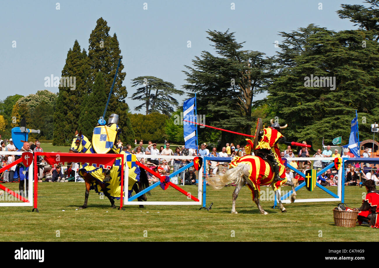 Jousting hi-res stock photography and images - Alamy