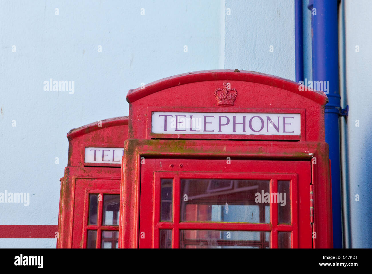 Red telephone box cornwall england hi-res stock photography and images ...