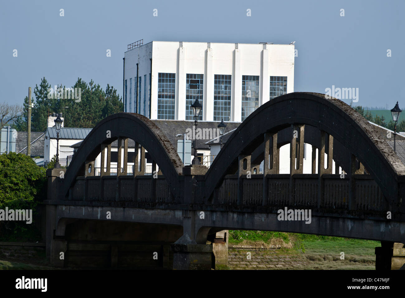 Bridge over river dee kirkcudbright hi-res stock photography and images ...