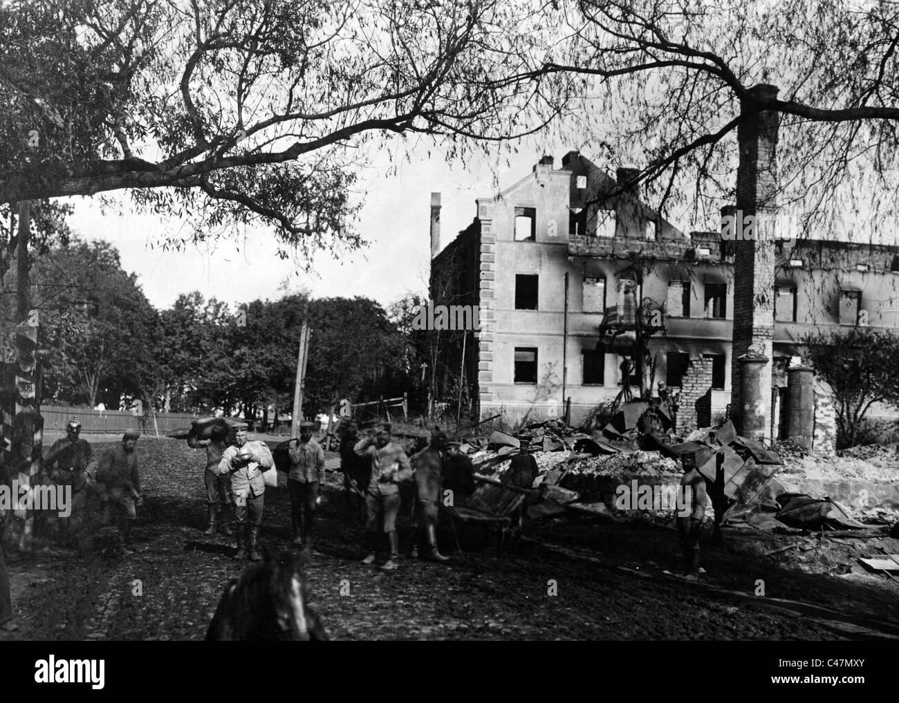 Destroyed by the german army hi-res stock photography and images - Alamy