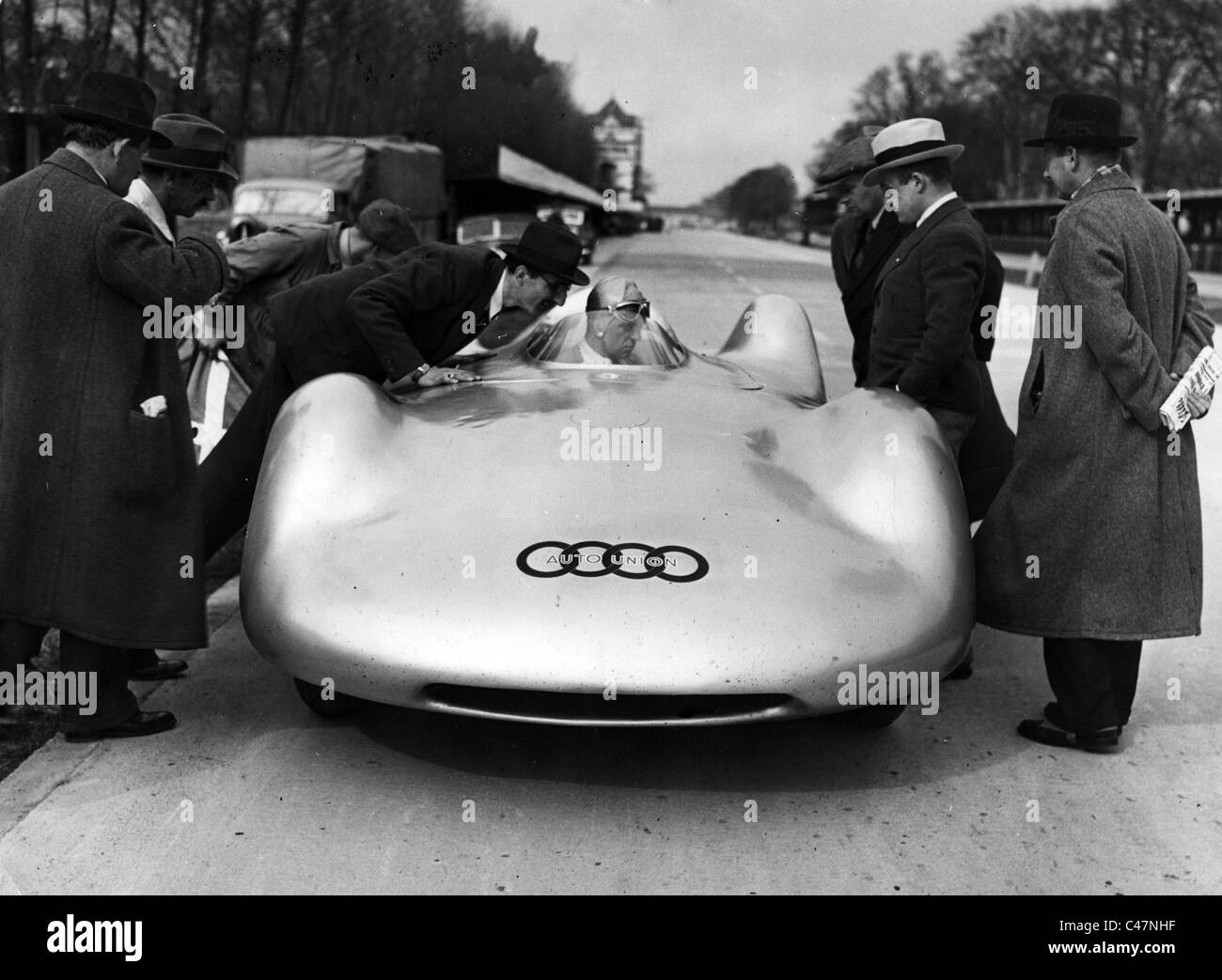 Bernd rosemeyer hi-res stock photography and images - Alamy