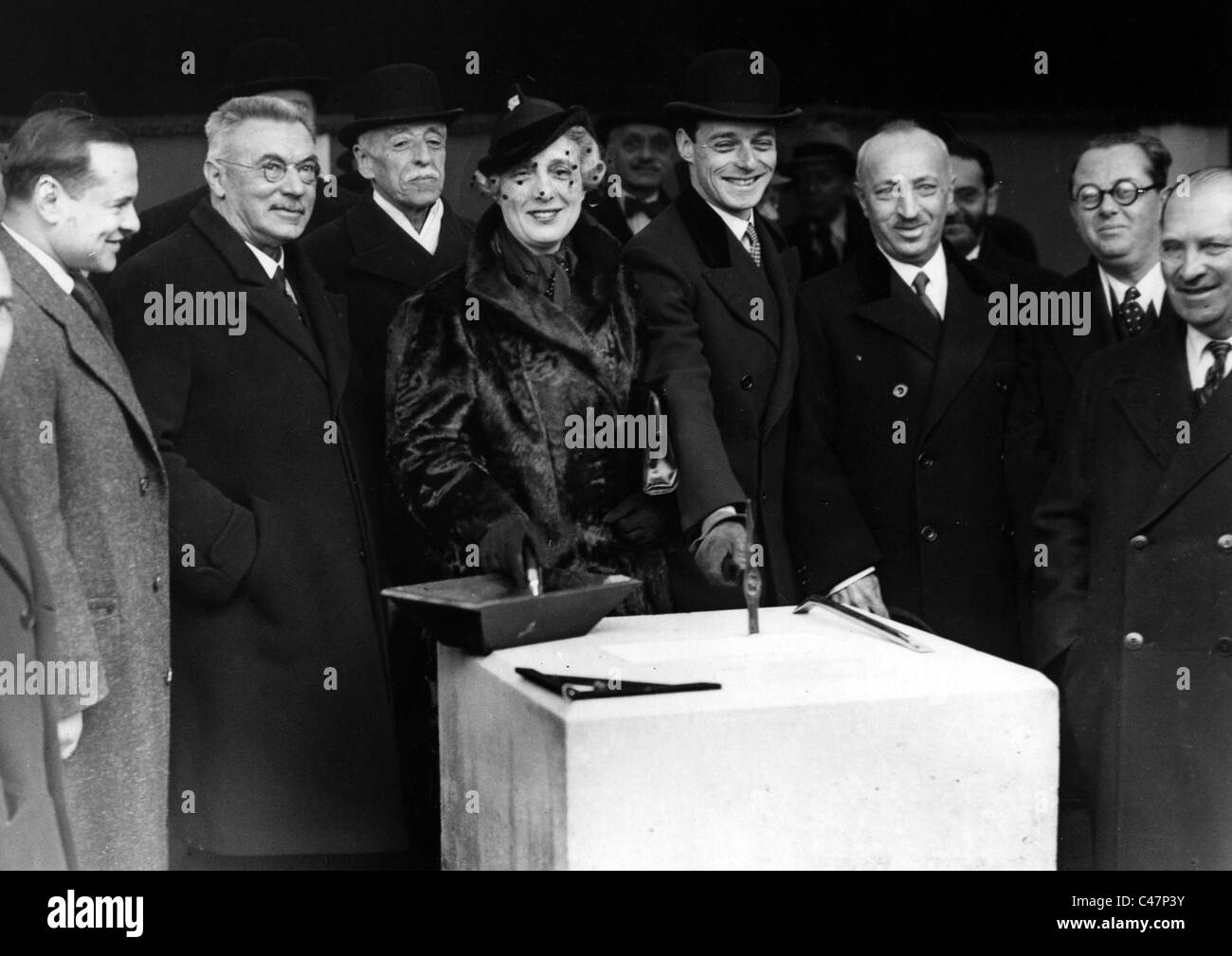 Rothschild Black and White Stock Photos & Images - Alamy