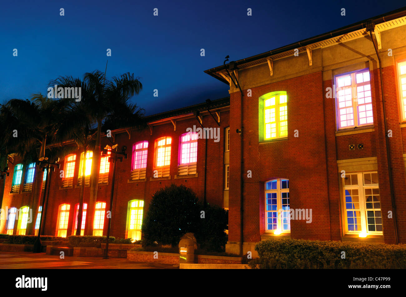 Museum lit up at night, Museum Of Contemporary Art, Taipei, Taiwan ...