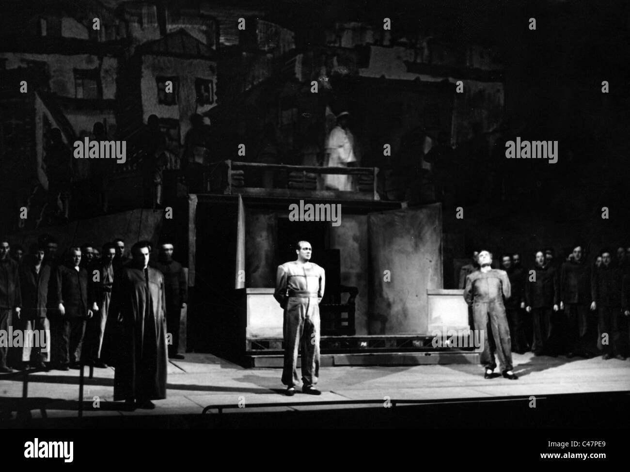 Kurt weill composer hi-res stock photography and images - Alamy