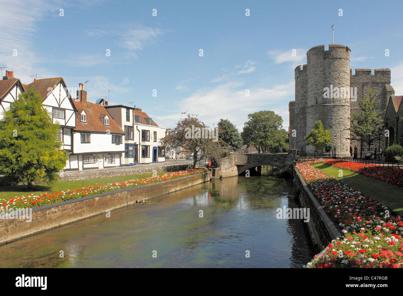 River stour and westgate towers in canterbury hi-res stock photography ...