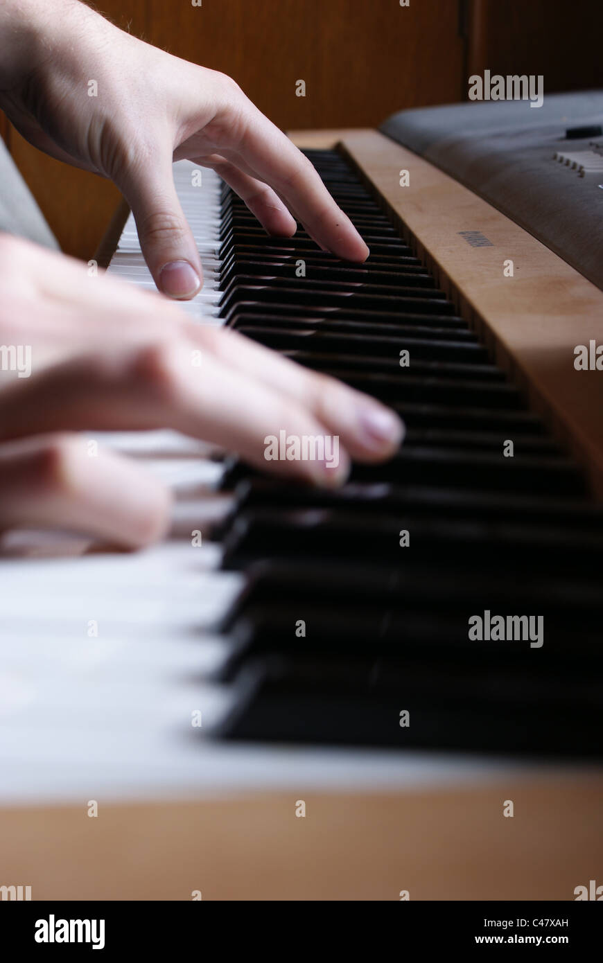 Digital piano hi-res stock photography and images - Alamy