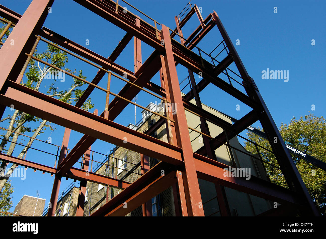 Steel frame building construction, Bloomsbury, London, UK Stock Photo ...