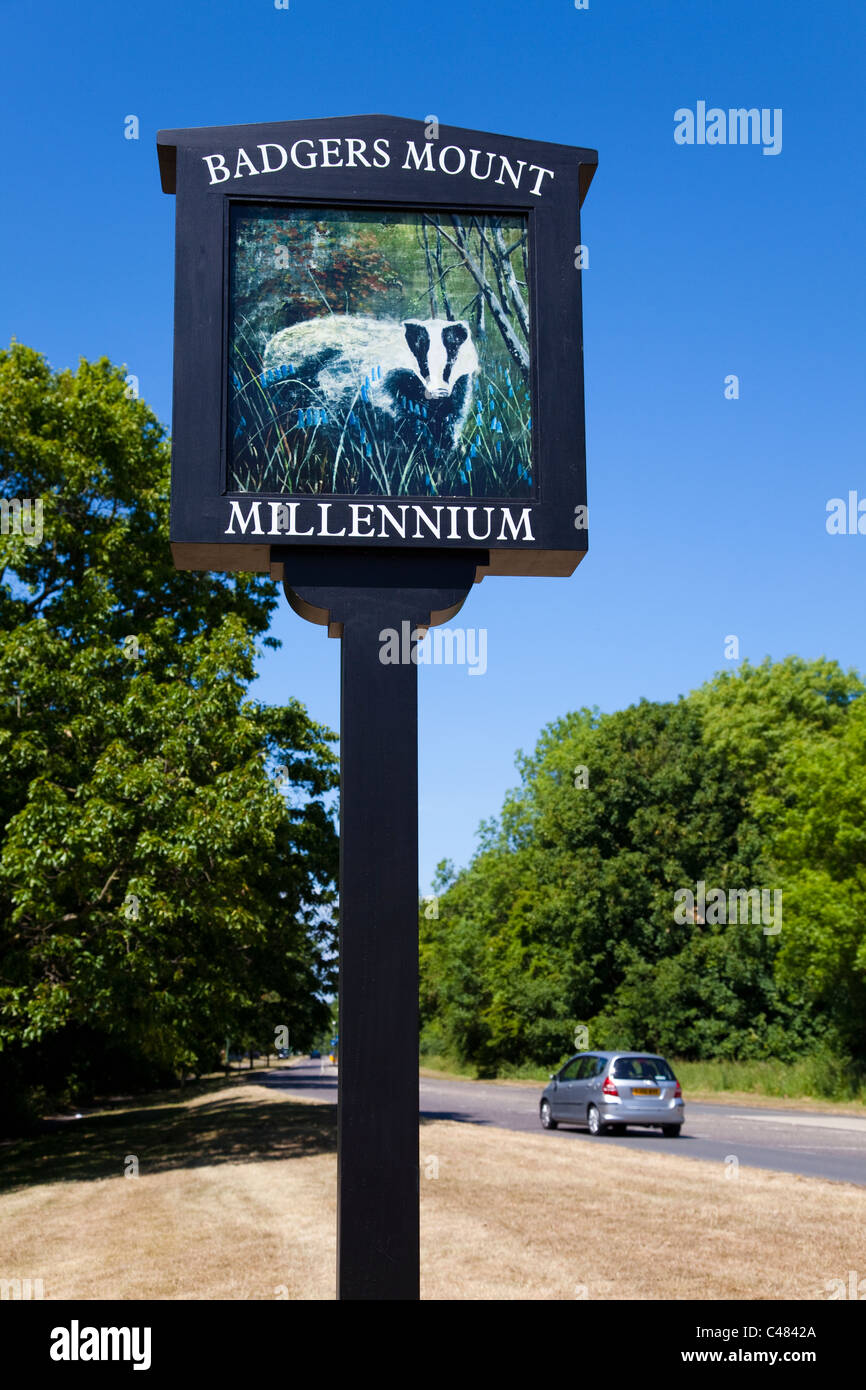 Village sign, Badgers Mount, Kent, UK Stock Photo - Alamy
