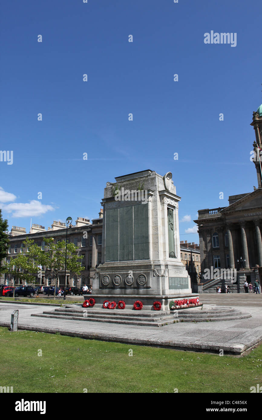 Birkenhead Town Hall and war memorial, Hamilton Square, Merseyside ...