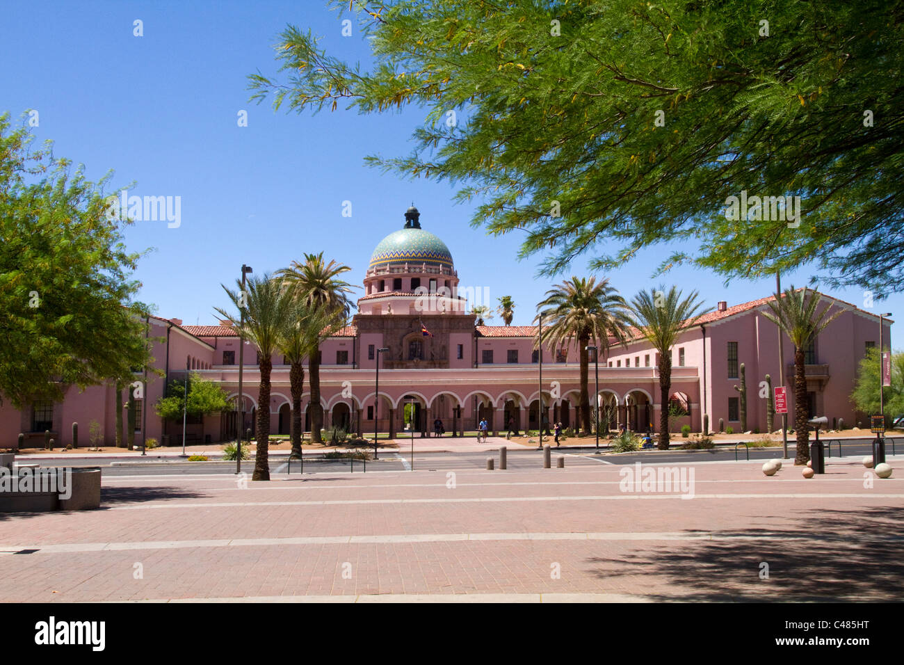 Arizona courthouse hi-res stock photography and images - Alamy