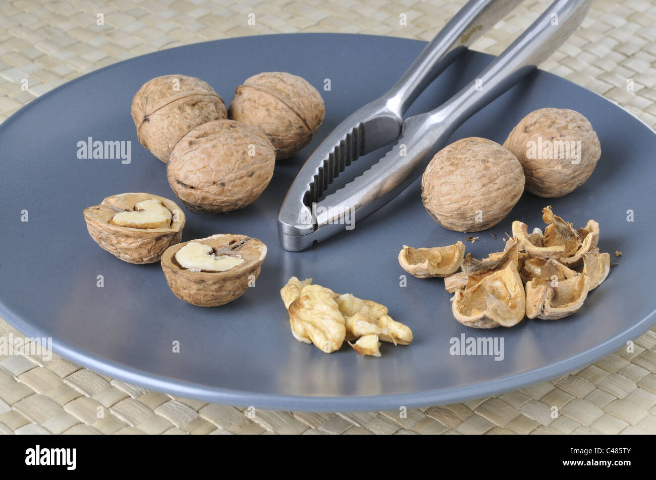 Opening nuts hi-res stock photography and images - Alamy