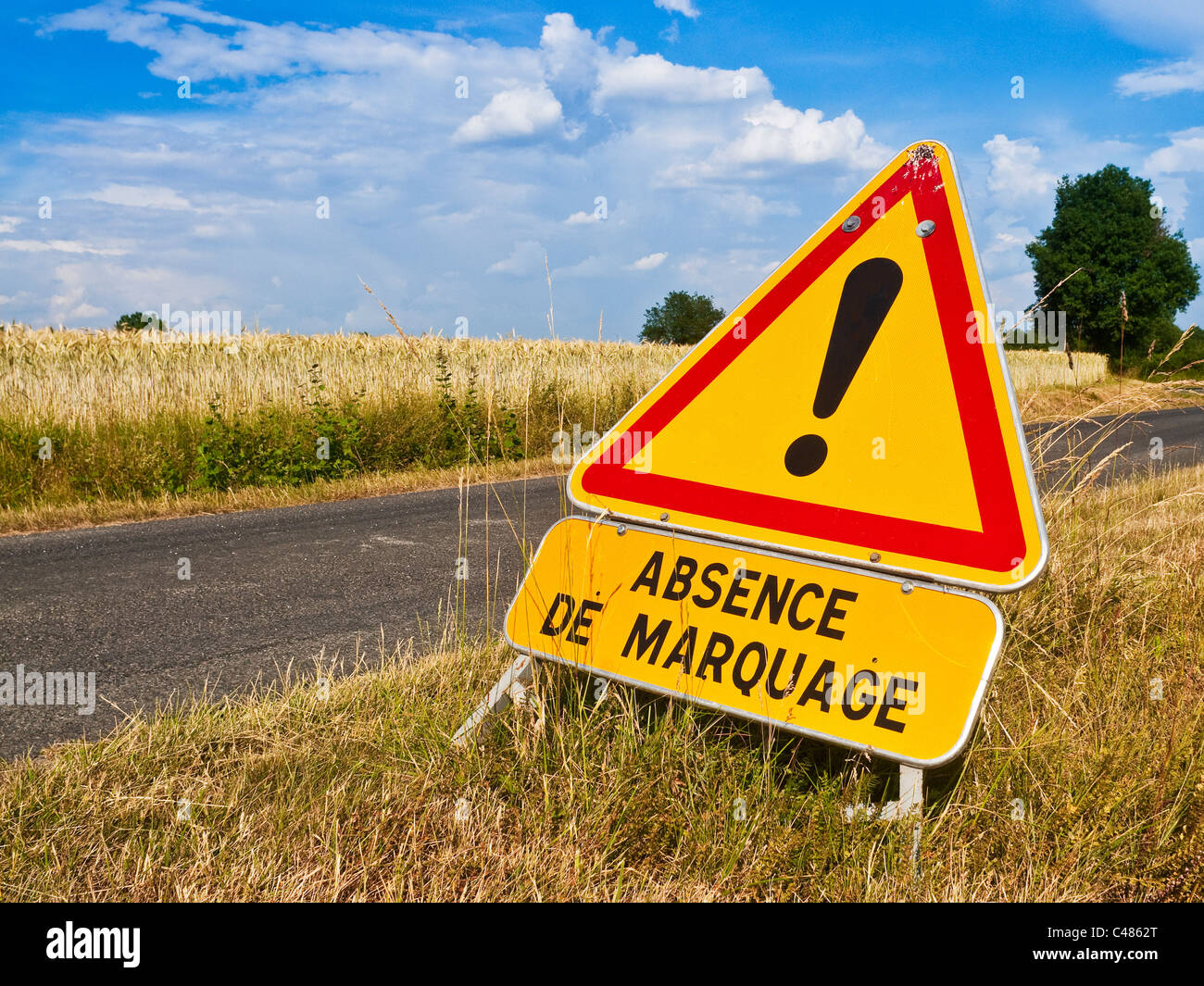 French road works "Absence de Marquage" / No Markings - safety warning ...