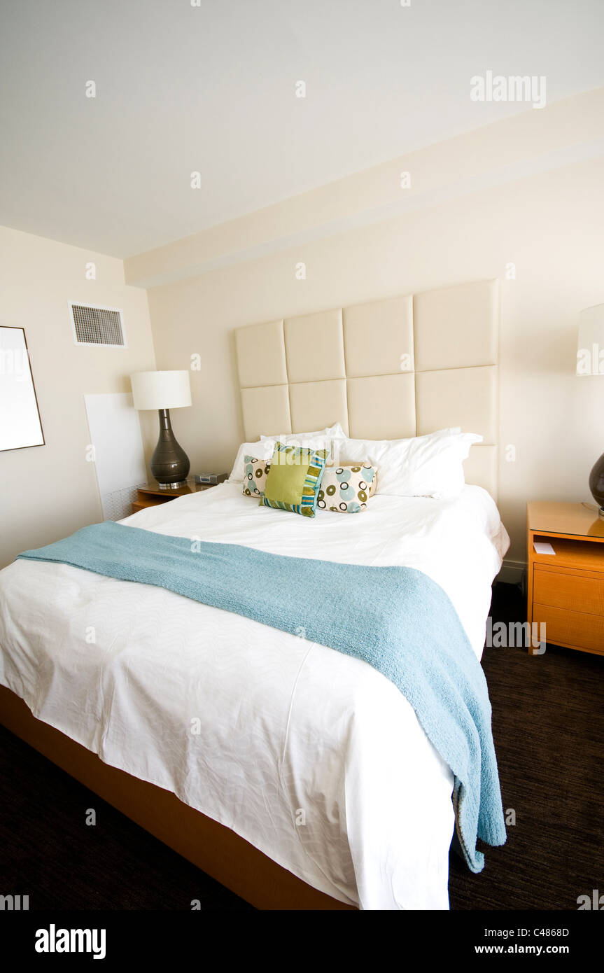 Double bed in the modern interior room Stock Photo - Alamy