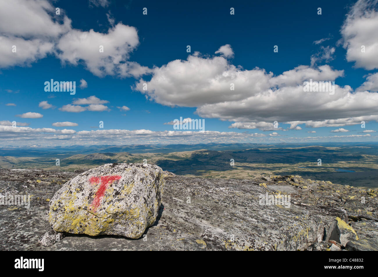 Trail sign in Norway, Hedmark Stock Photo - Alamy