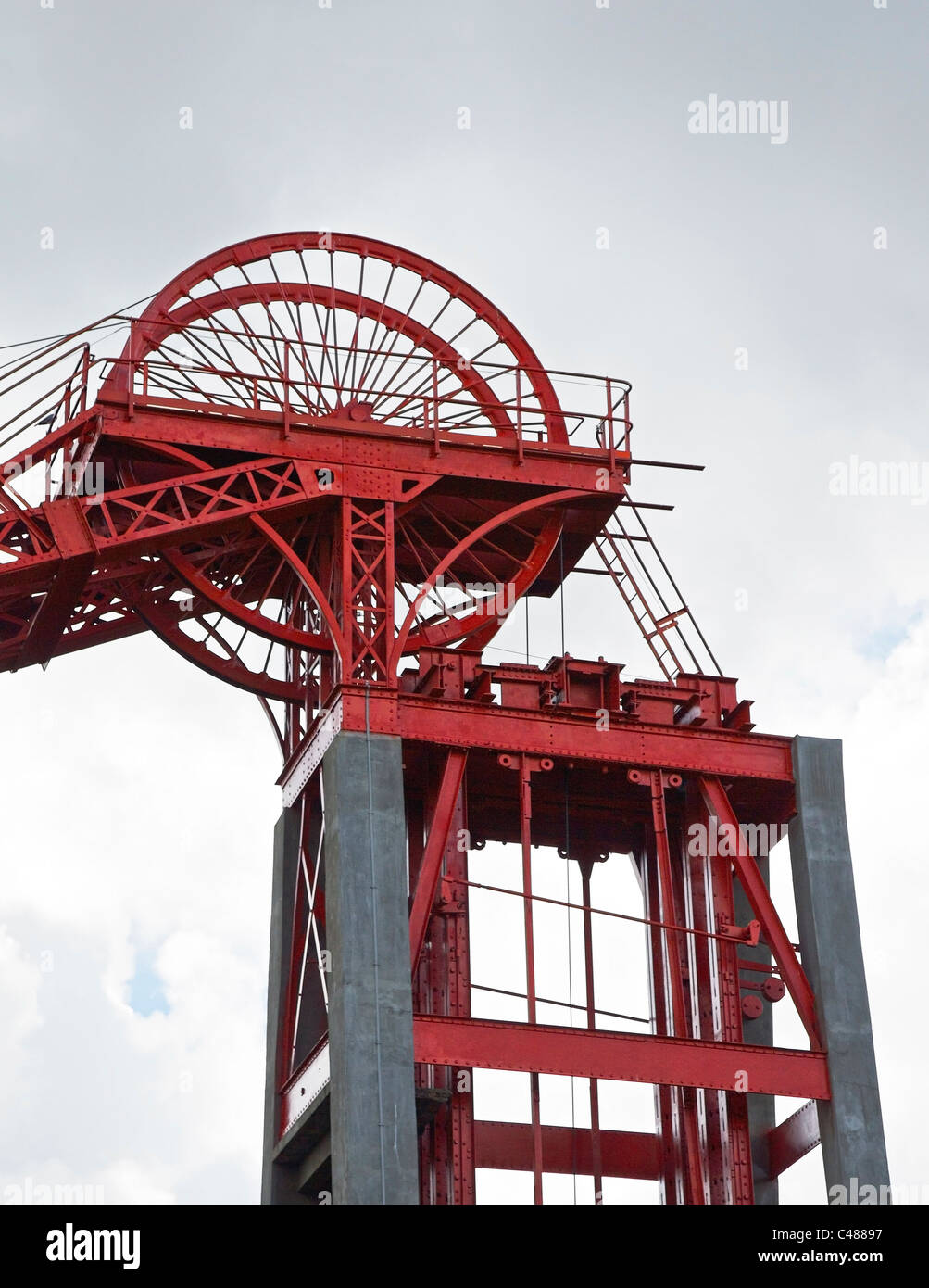 winding gear at Bestwood colliery Stock Photo - Alamy