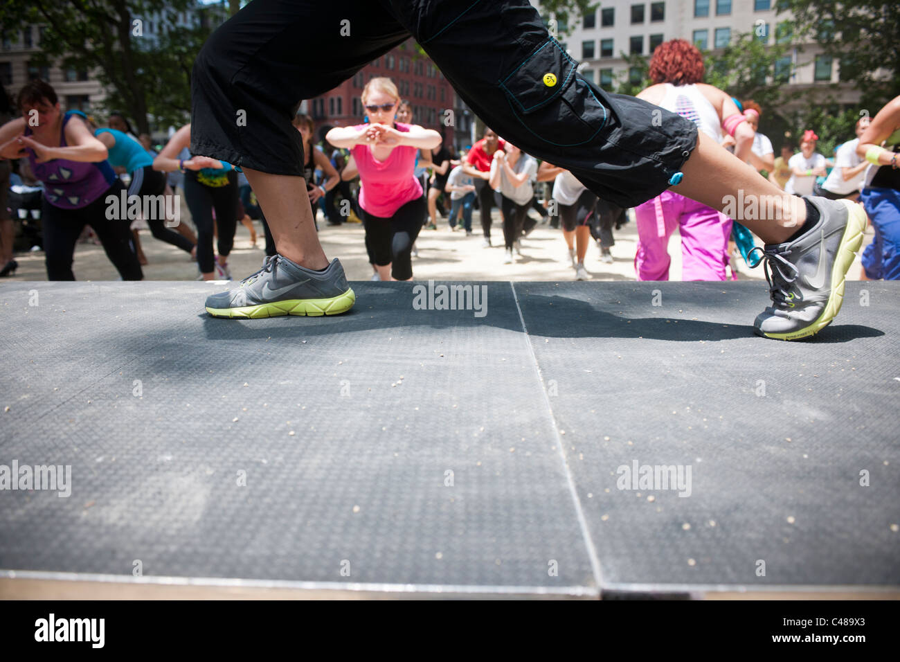 Zumba class outdoors hi-res stock photography and images - Alamy