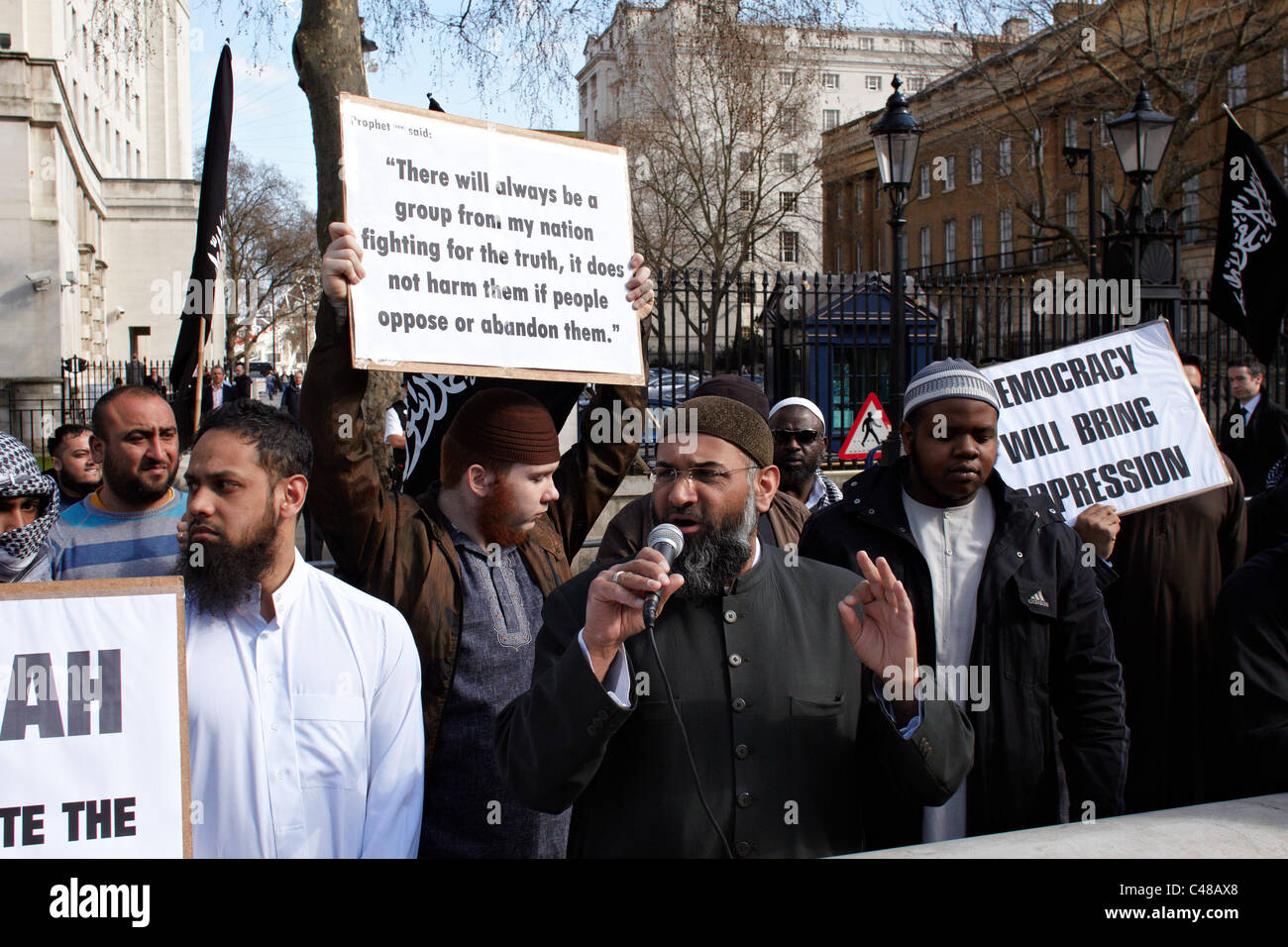 Muslims against Crusades join a pro-Gaddafi protest outside Downing ...