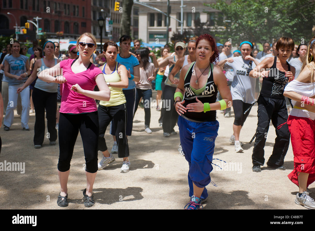 Zumba dancers hi-res stock photography and images - Alamy
