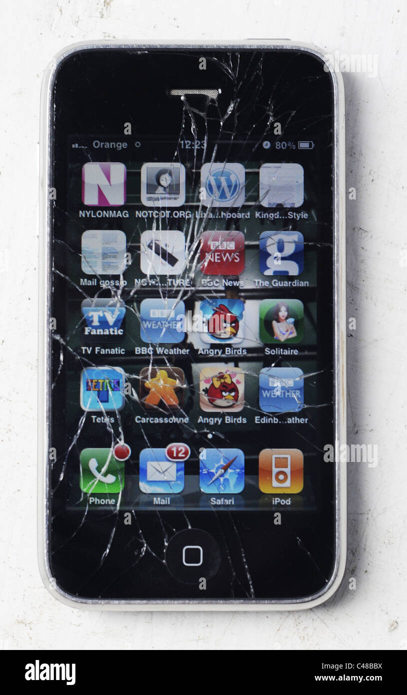 A broken iPhone with a cracked screen Stock Photo - Alamy