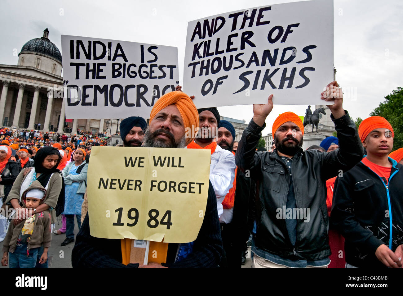 1984 golden temple massacre hi-res stock photography and images - Alamy