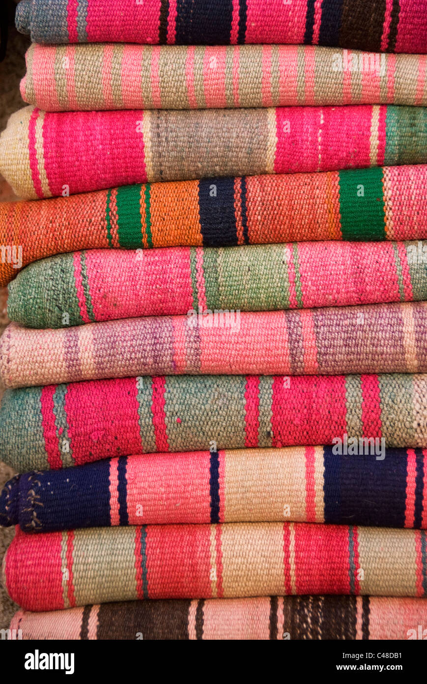 Handicraft stall hi-res stock photography and images - Alamy