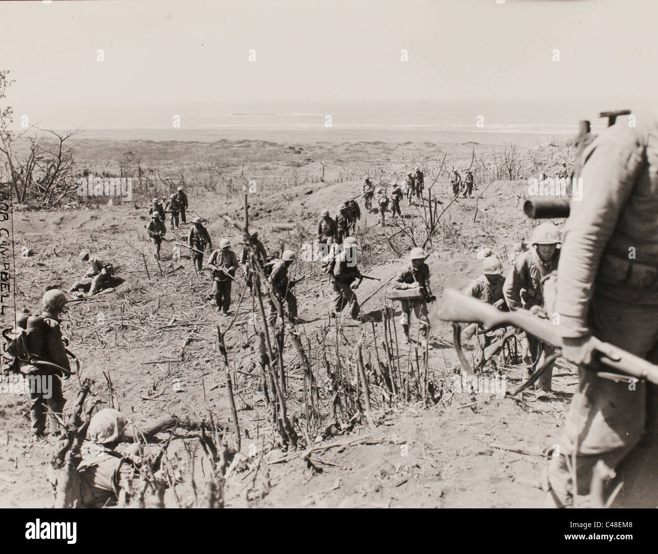 Iwo jima 1945 hi-res stock photography and images - Alamy