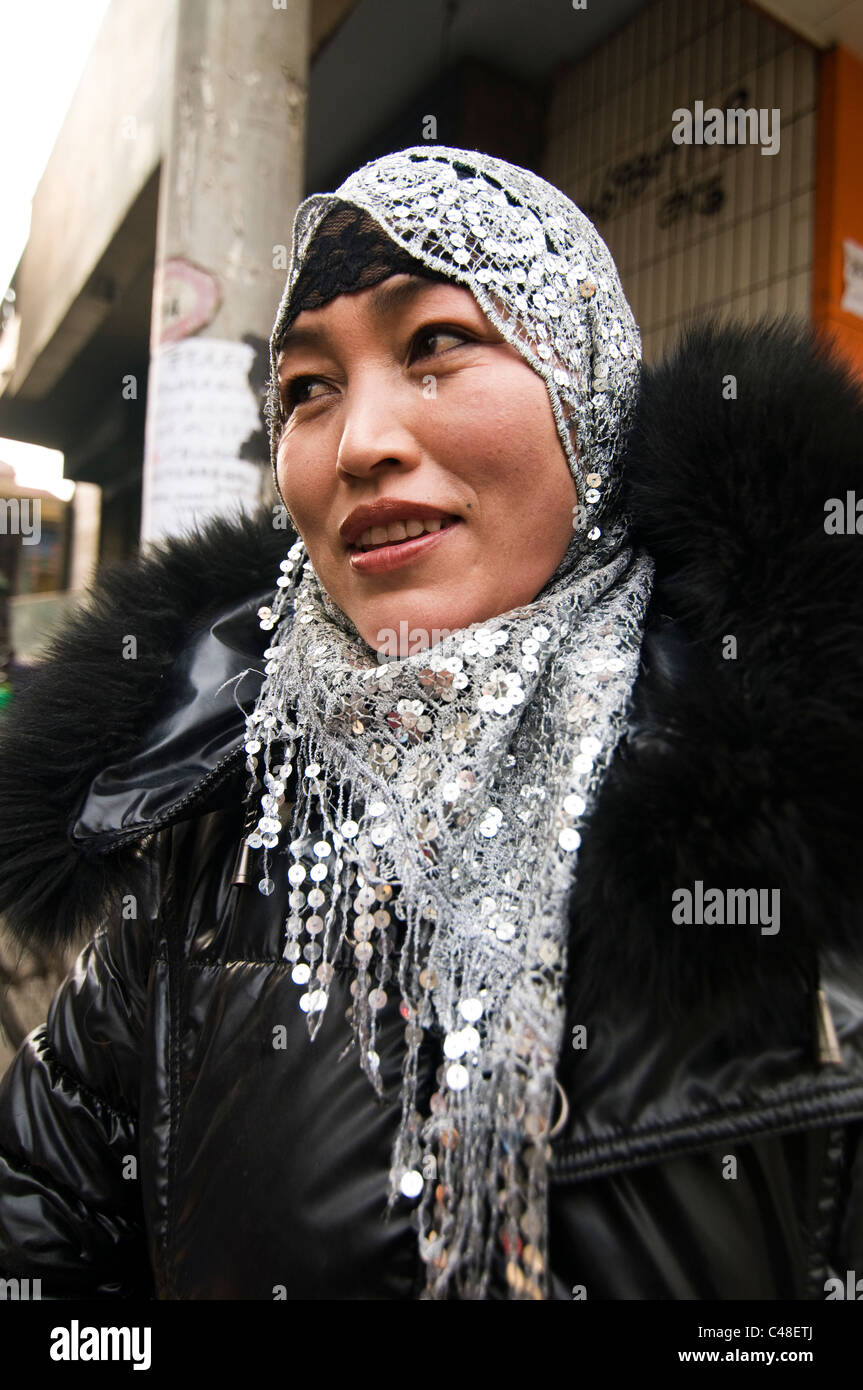 Hui Muslim Woman High Resolution Stock Photography and Images - Alamy