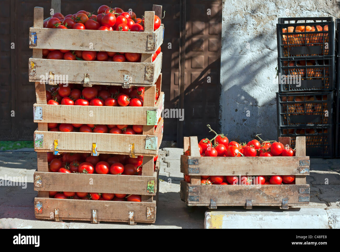 Box's of fresh tomato's at Turkish street market Stock Photo - Alamy