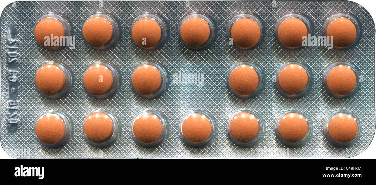 Close up image of a blister pack of tablets Stock Photo - Alamy
