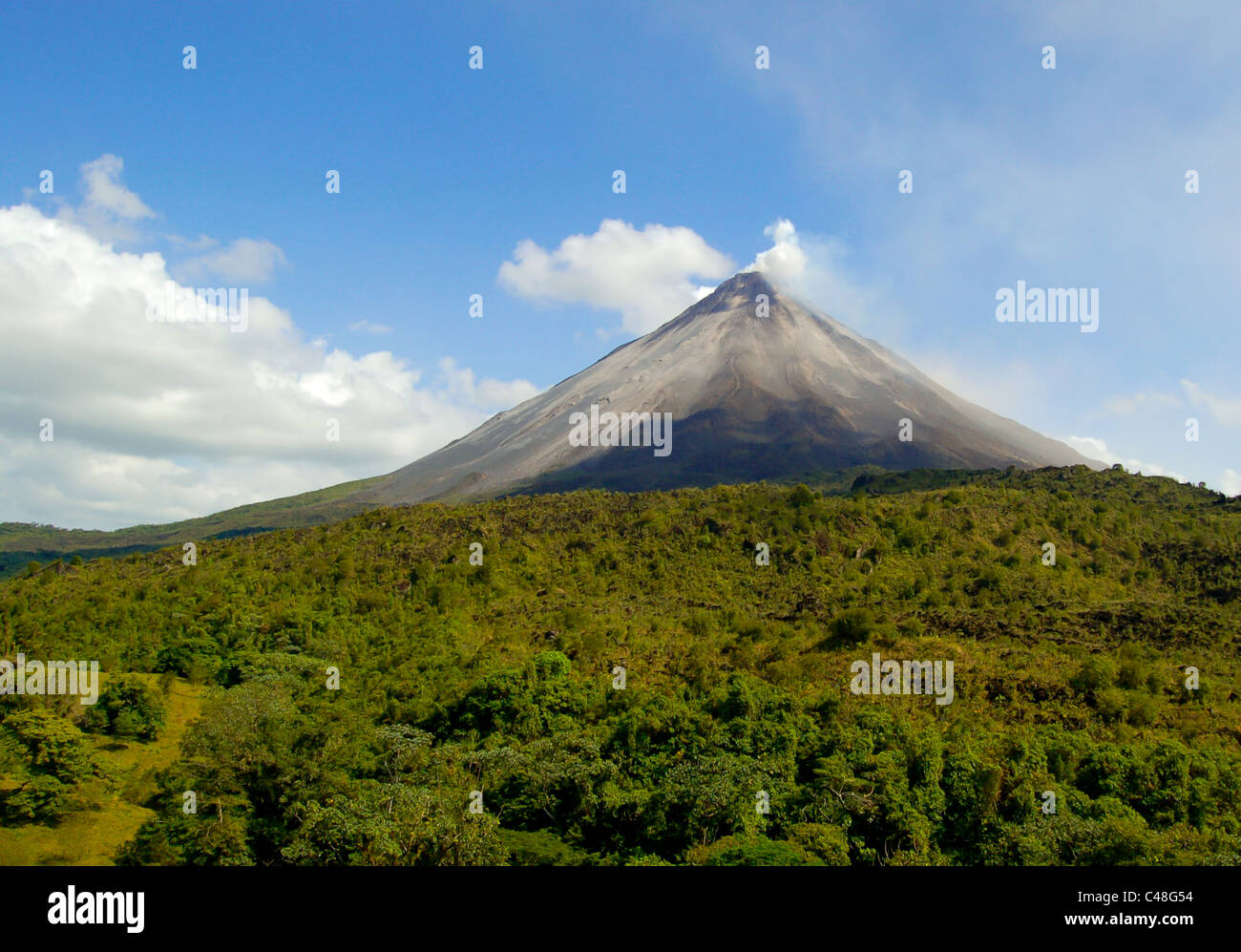 Costa Rica Arenal Volcano Stock Photo - Alamy