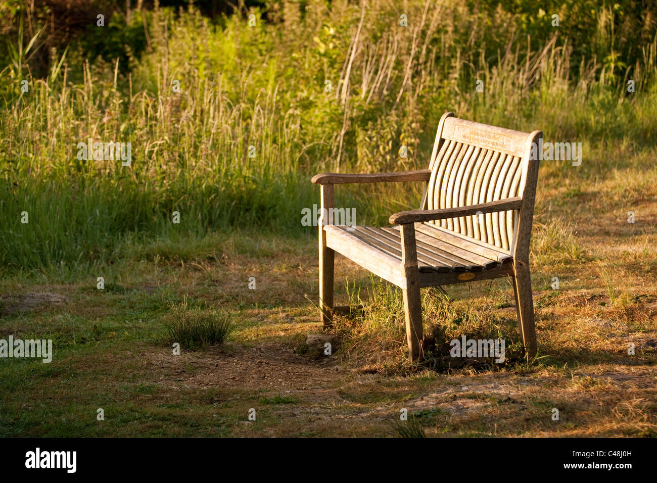 Empty english countryside hi-res stock photography and images - Alamy
