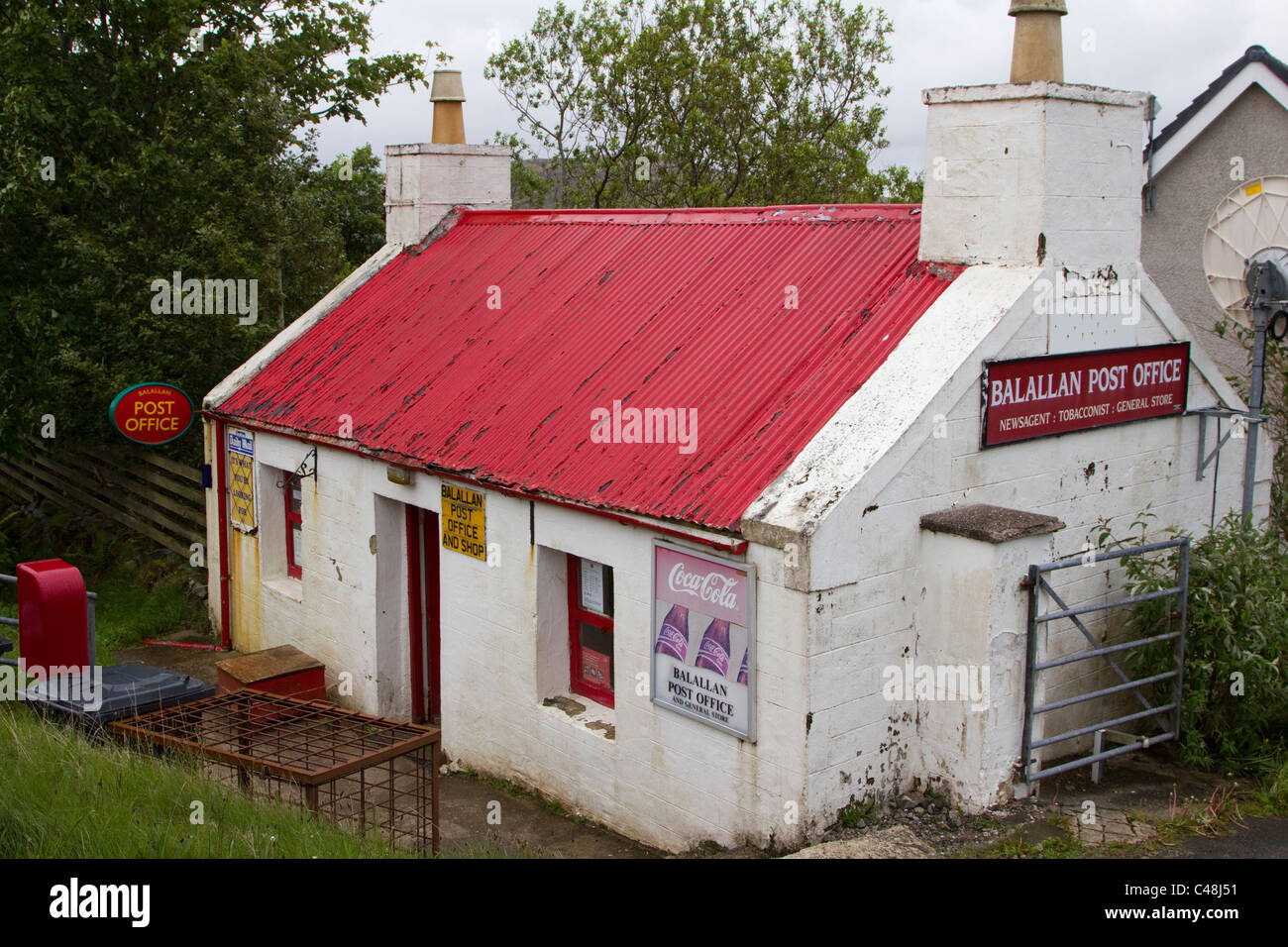 Scottish village post office hi-res stock photography and images - Alamy