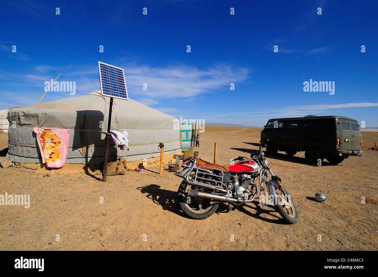 Modern nomadic camp in the Gobi Desert, Mongolia Stock Photo - Alamy