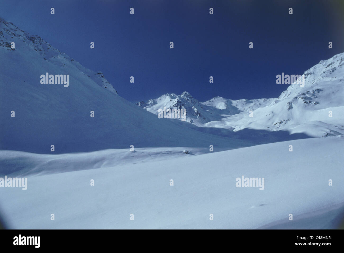 Icy precipitation hi-res stock photography and images - Alamy