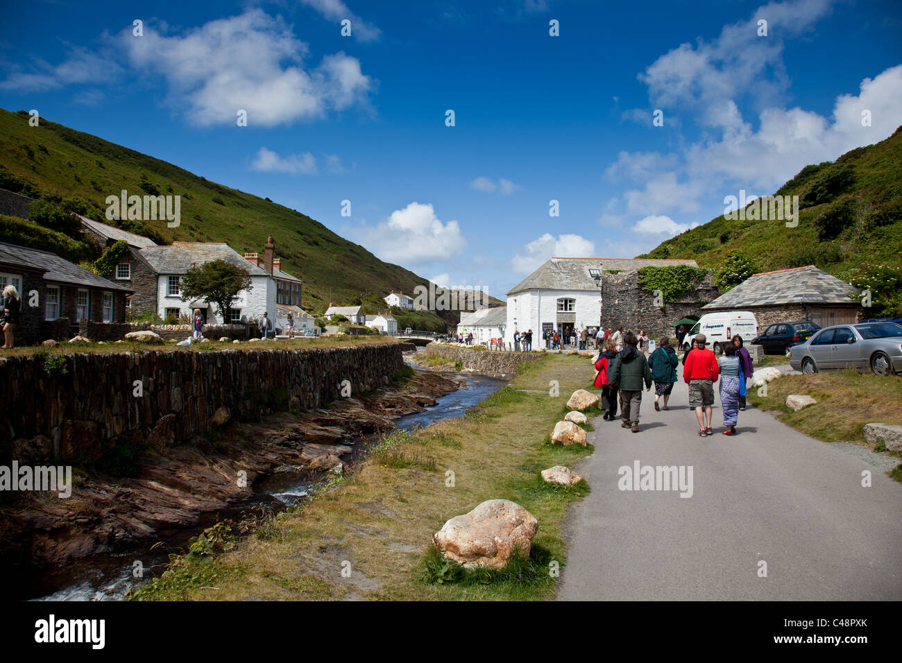 Tourists exploring Boscastle and Mill Leat, Cornwall Stock Photo - Alamy