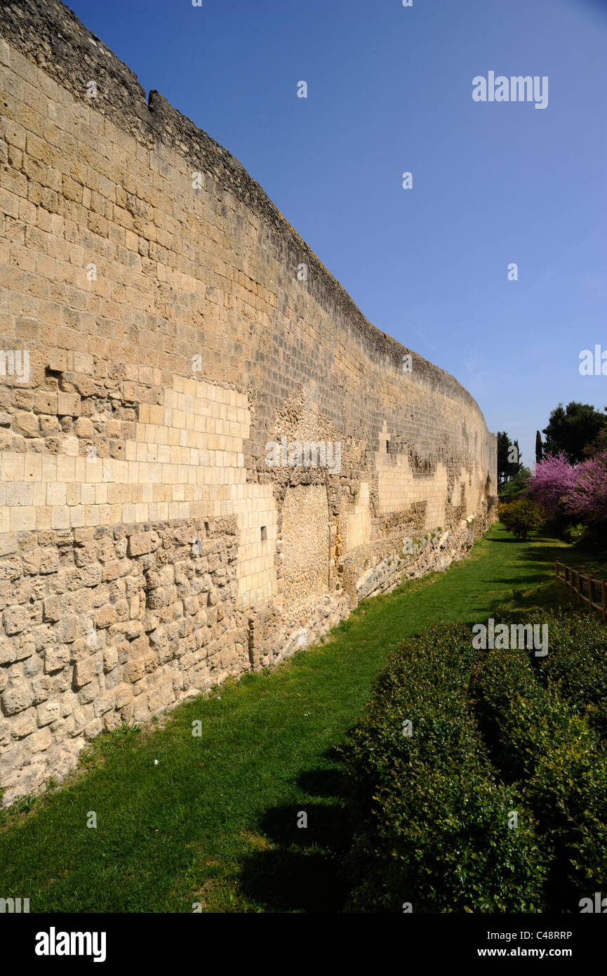 Italy medieval city walls hi-res stock photography and images - Alamy