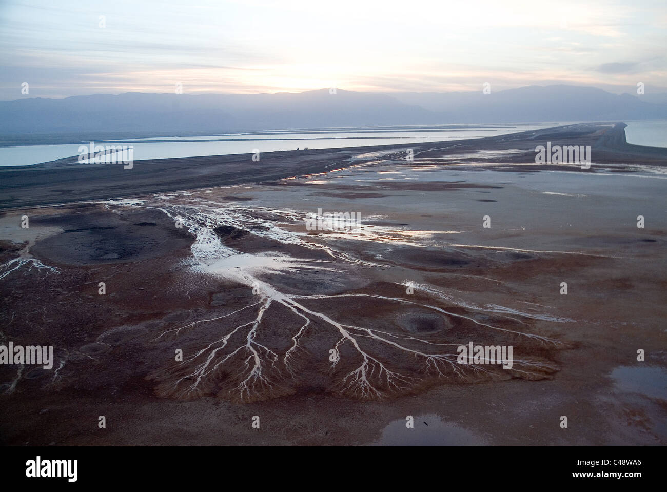 Aerial photograph of the colorful Dead sea Stock Photo - Alamy