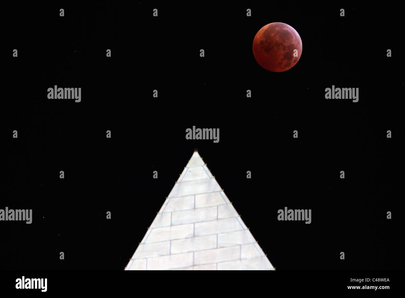 Lunar Eclipse over Washington DC Stock Photo - Alamy