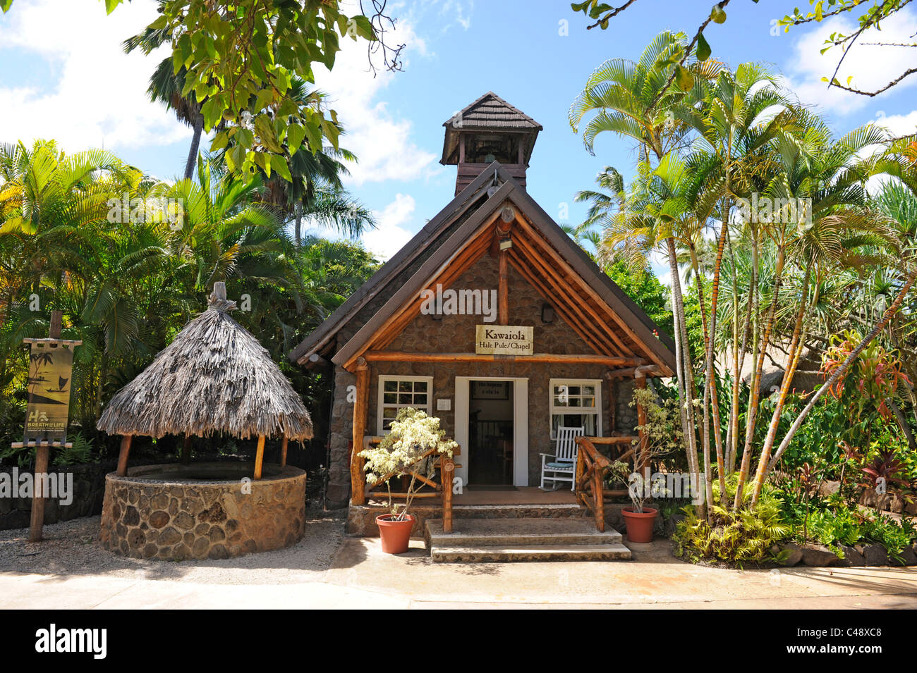 Polynesian god hi-res stock photography and images - Alamy