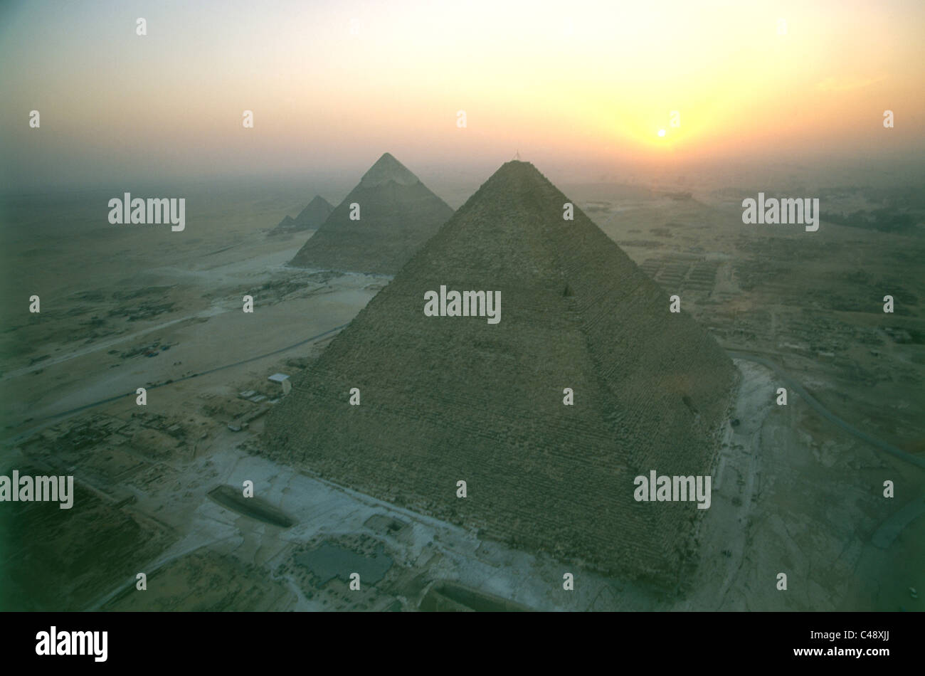 Pyramids of giza aerial view hi-res stock photography and images - Alamy