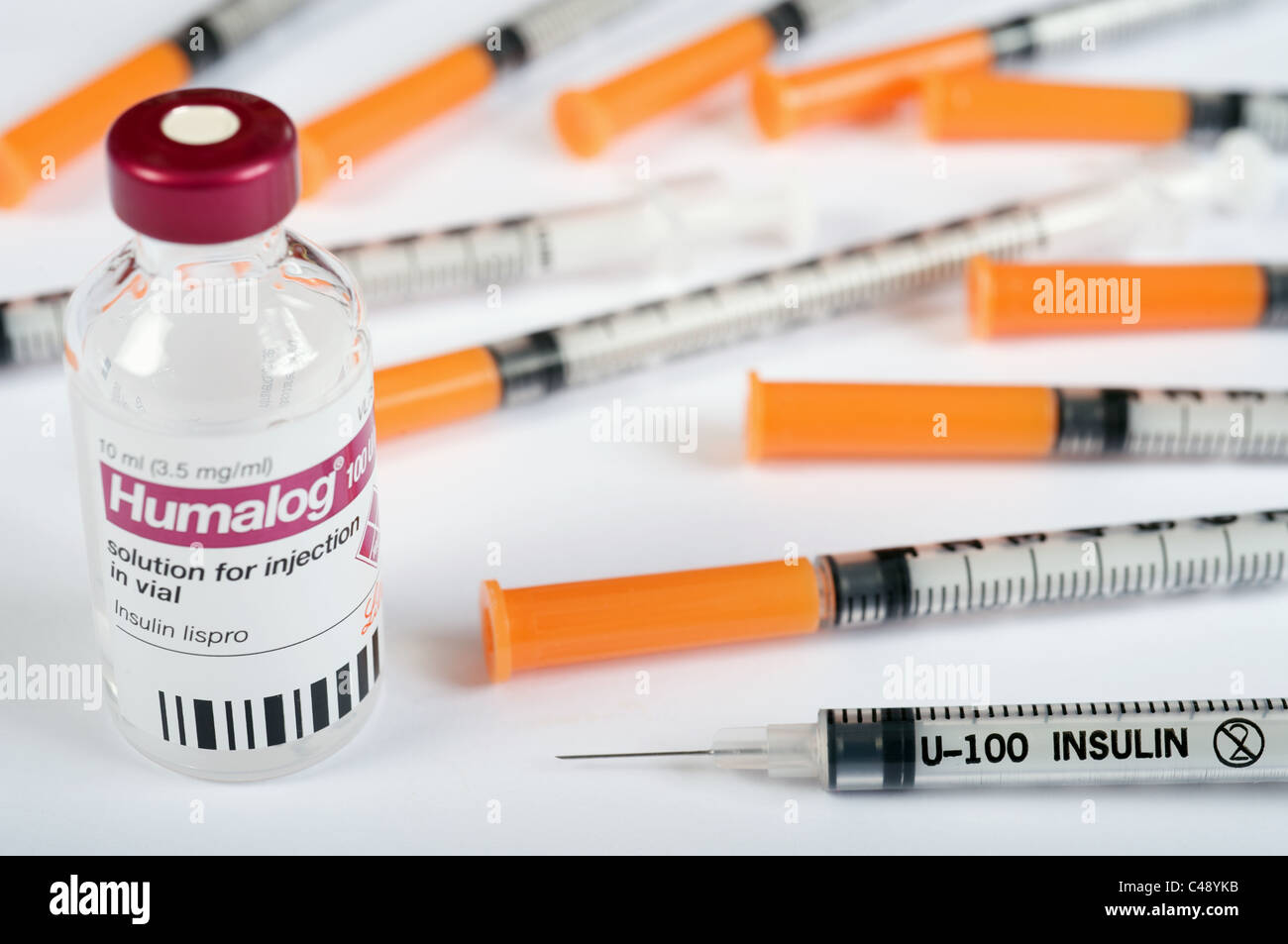 Humalog insulin with plastic disposable syringes Stock Photo - Alamy